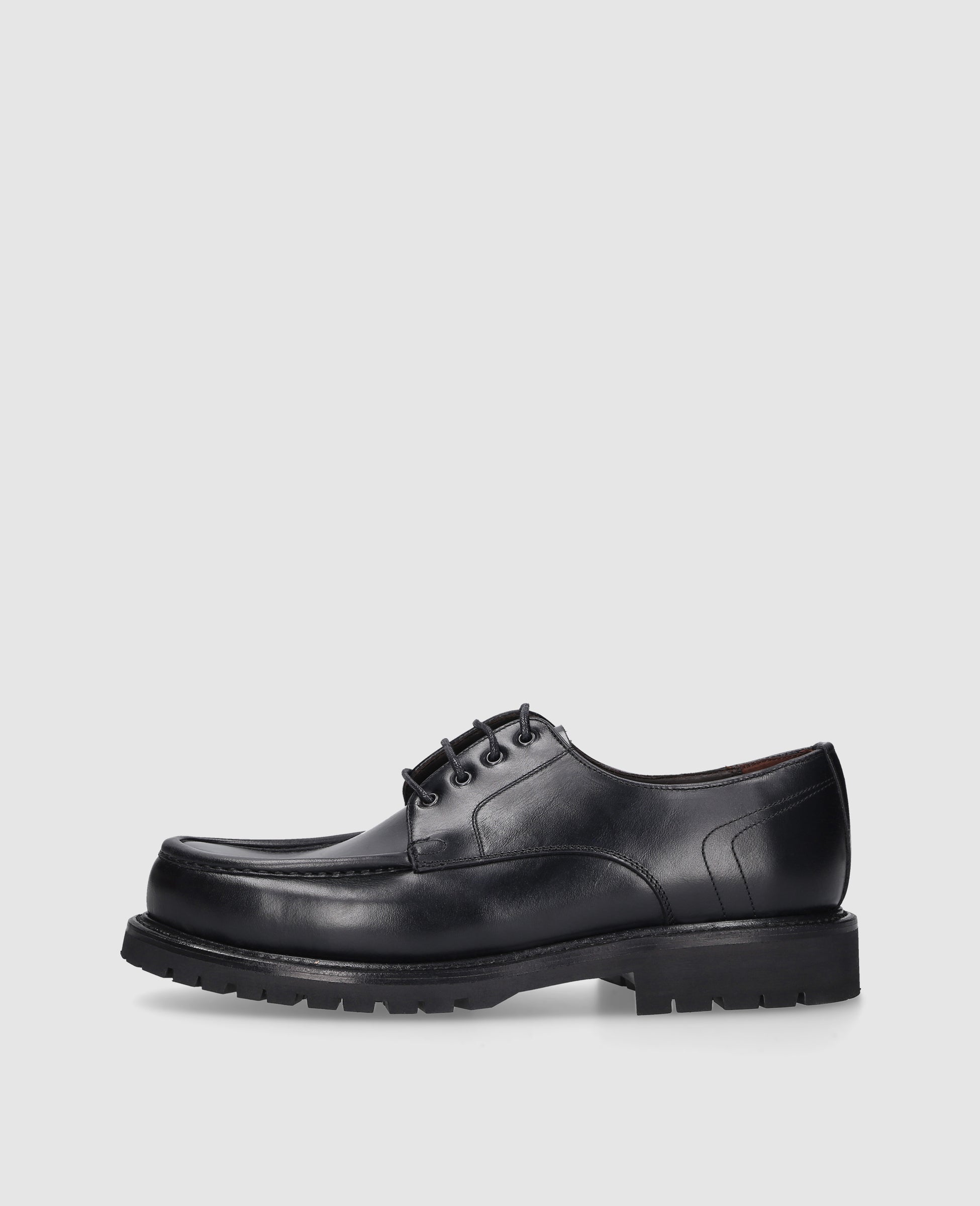 Sturdy Harry N Norwegian lace-up shoe in black | Henry Stevens